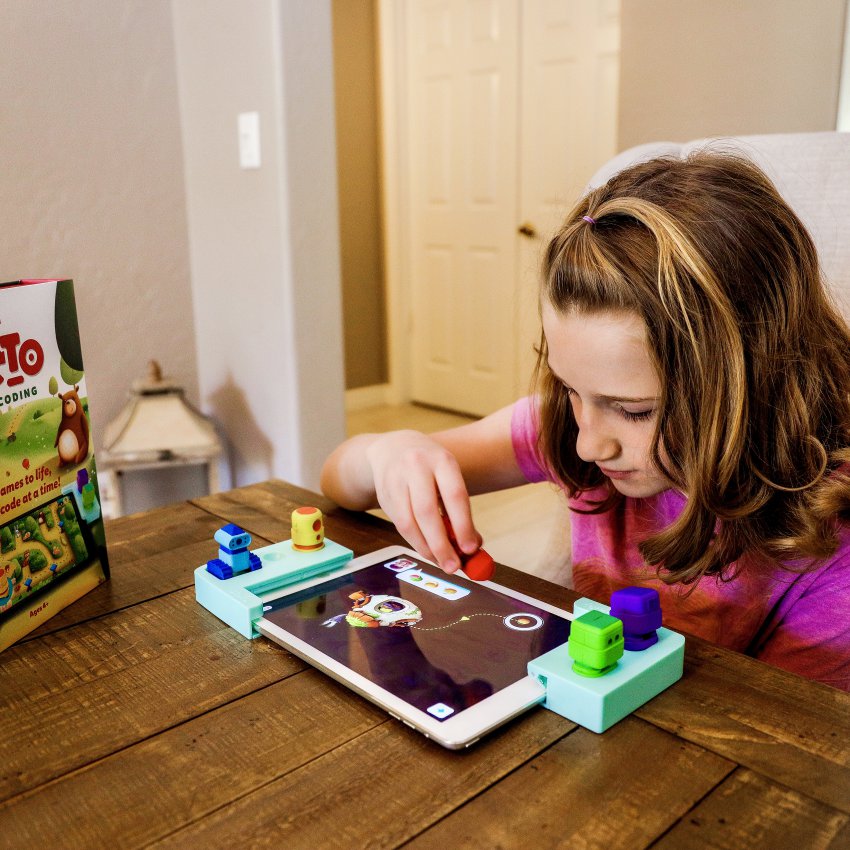 Technology activities for kids to build digital literacy