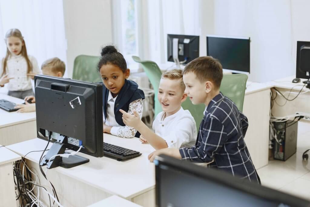 Green Coding begins with play | PlayShifu Blog